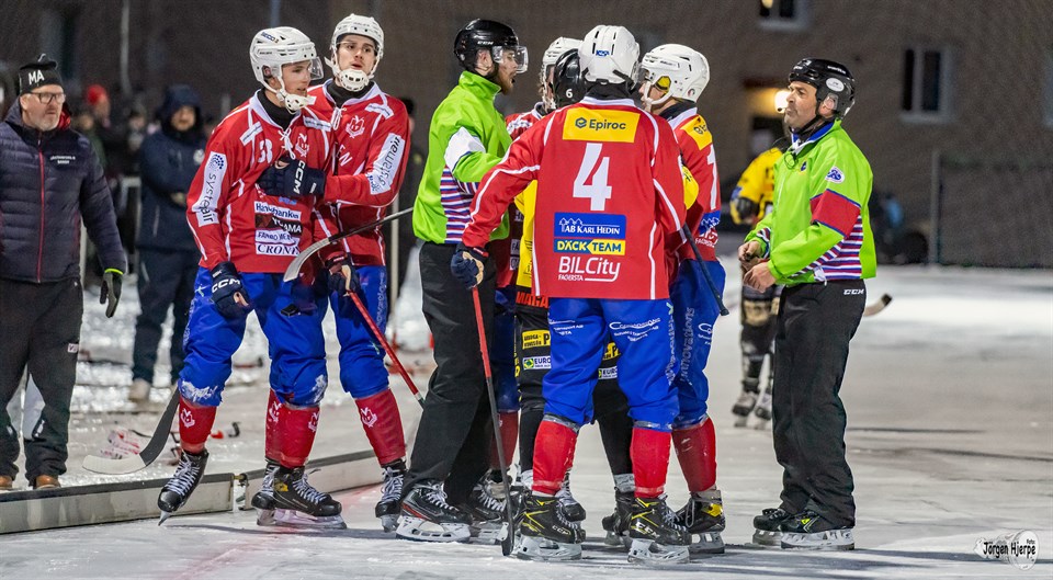 Avslag annandagen 13:15: Köpings IS–Västanfors IF | Västanfors IF BK