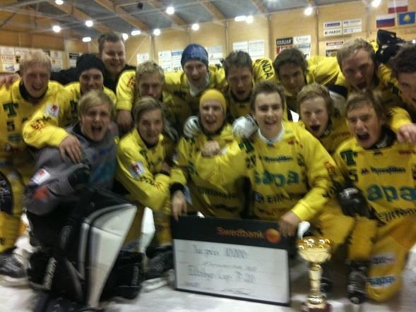 J20: VBK vann Edsbyn Cup!!! | Vetlanda BK