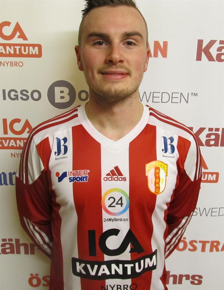 Filip Berg har nu förlängt med Nybro IF.... | Nybro IF A-laget